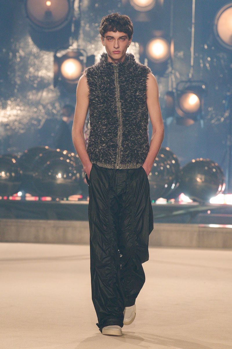 Isabel Marant F/W 22 Show (Isabel Marant)