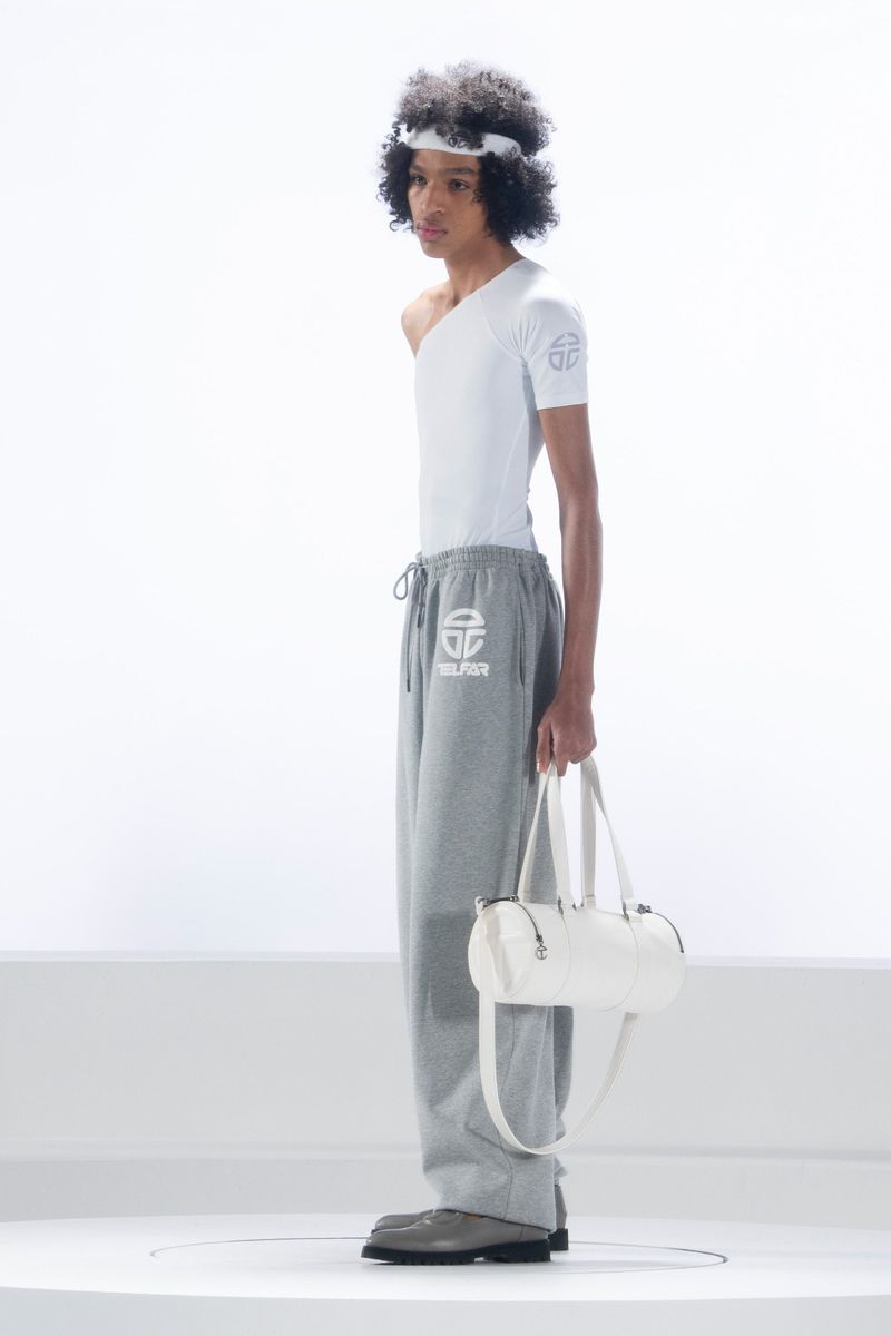 Telfar F/W 22 Show (Telfar)