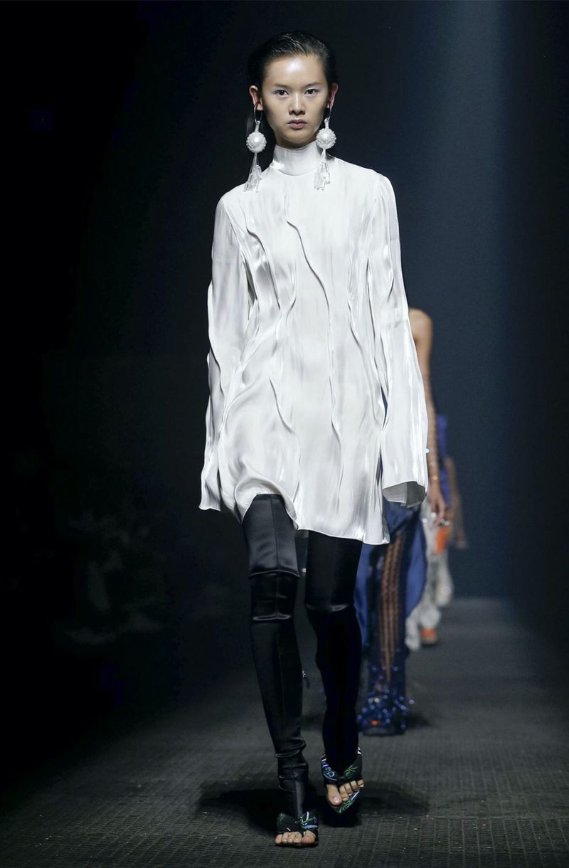 Kenzo S/S 20 Show (Kenzo)