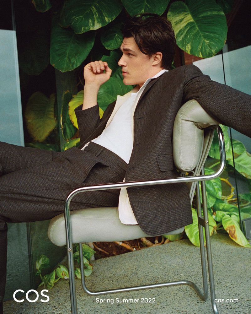 COS Spring Summer 2022 (COS)