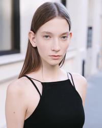 Emese Nyiro - Model Profile - Photos & latest news