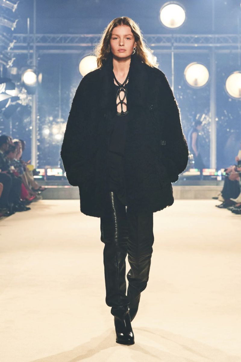 Isabel Marant F/W 22 Show (Isabel Marant)