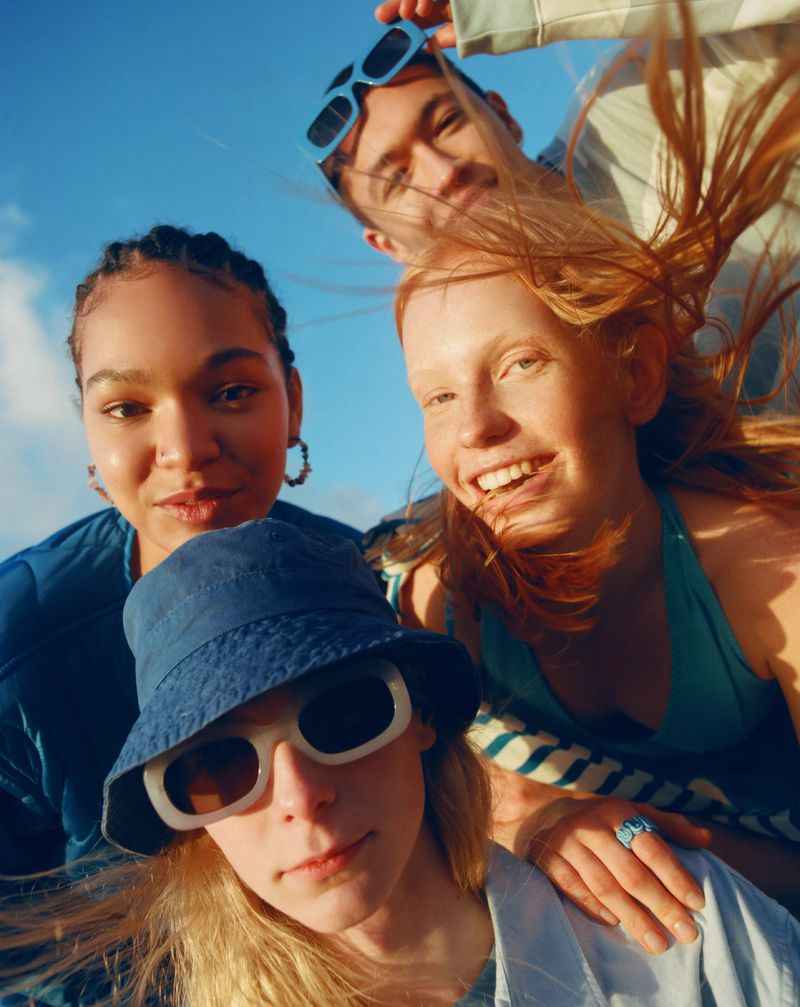 19.91 COLOURS by Christian Colomer (Pull & Bear)