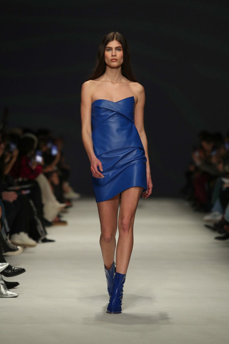 Genny F/W 22 Show (Genny)