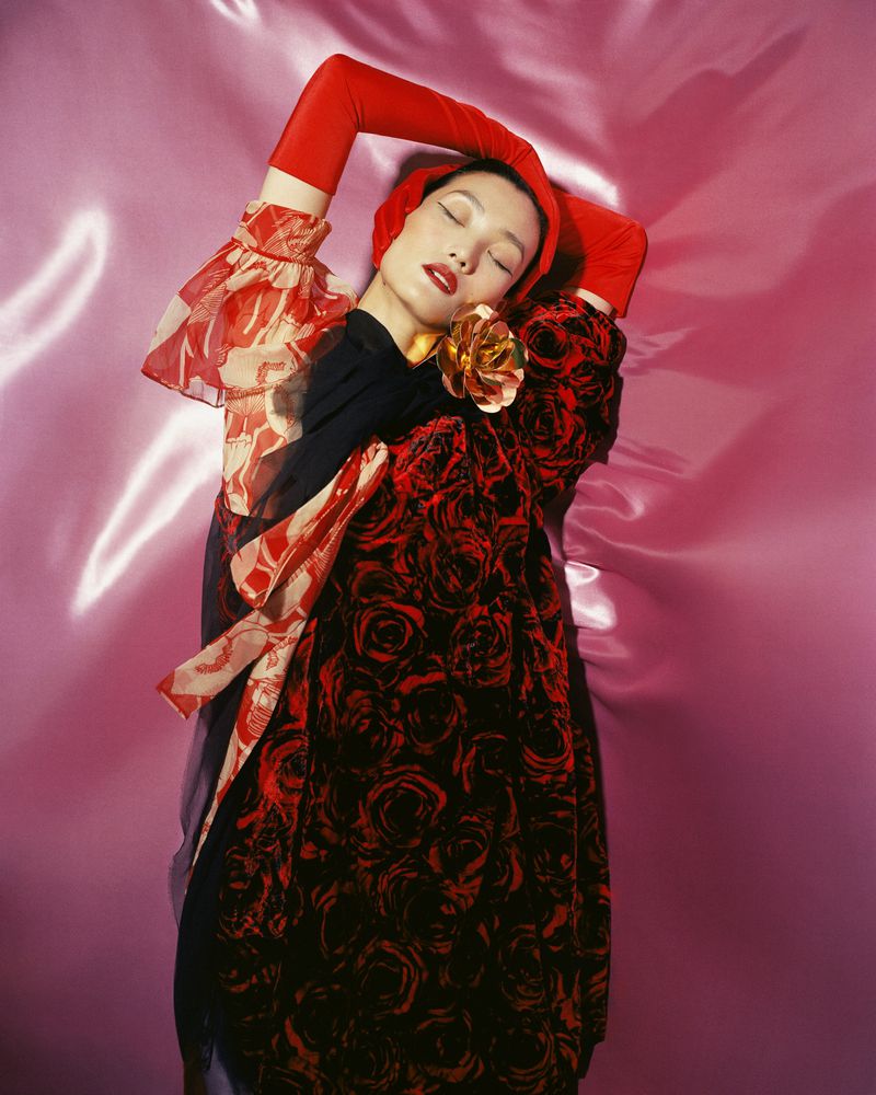 Lina Zhang Chivalrous charm (Marie Claire China)