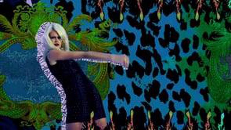 Versace x H&M (Versace)