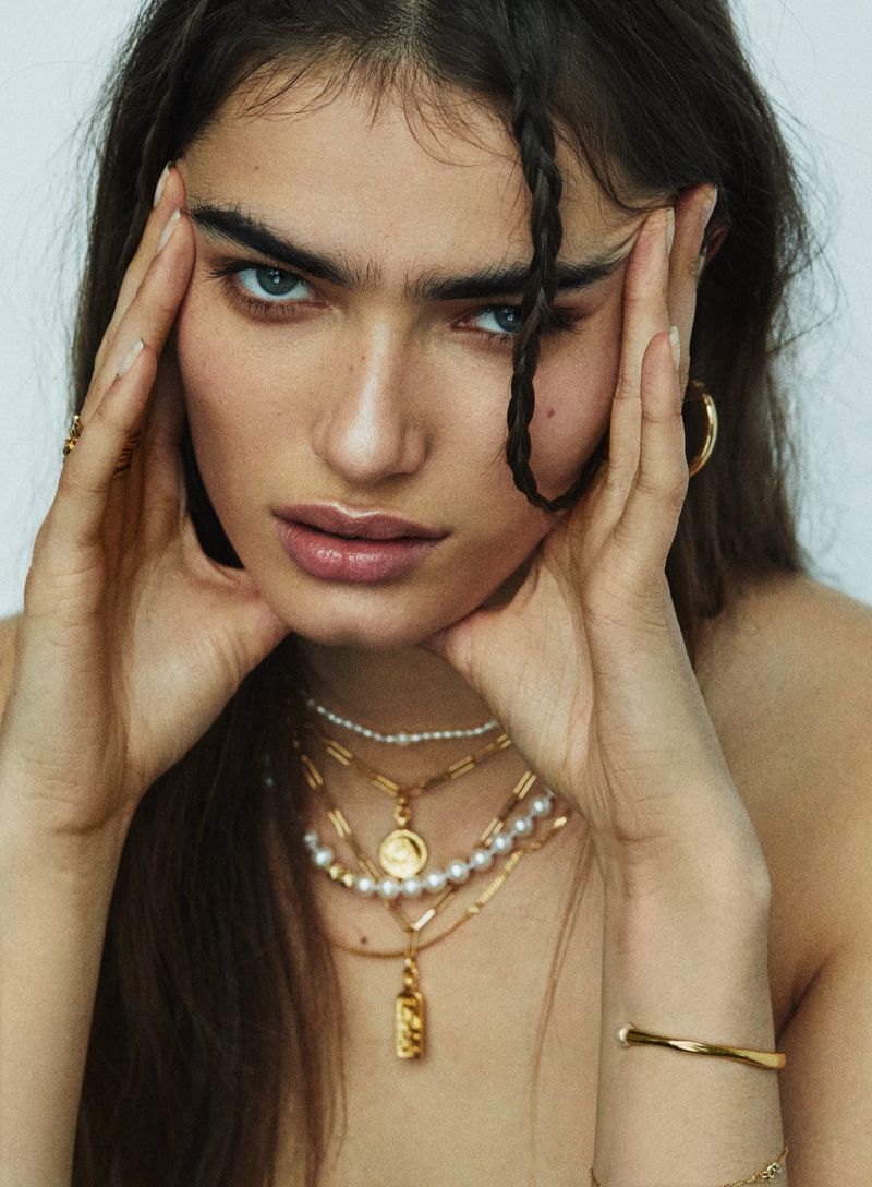 Samantha Saba (V Magazine)