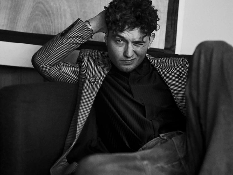 New Wave - Raff Law (Behind the Blinds)