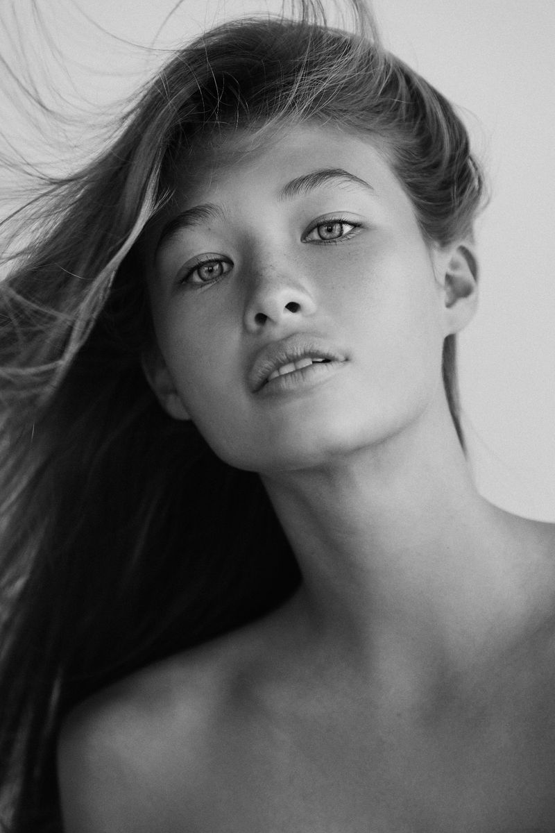 KATRIEL (Portrait)