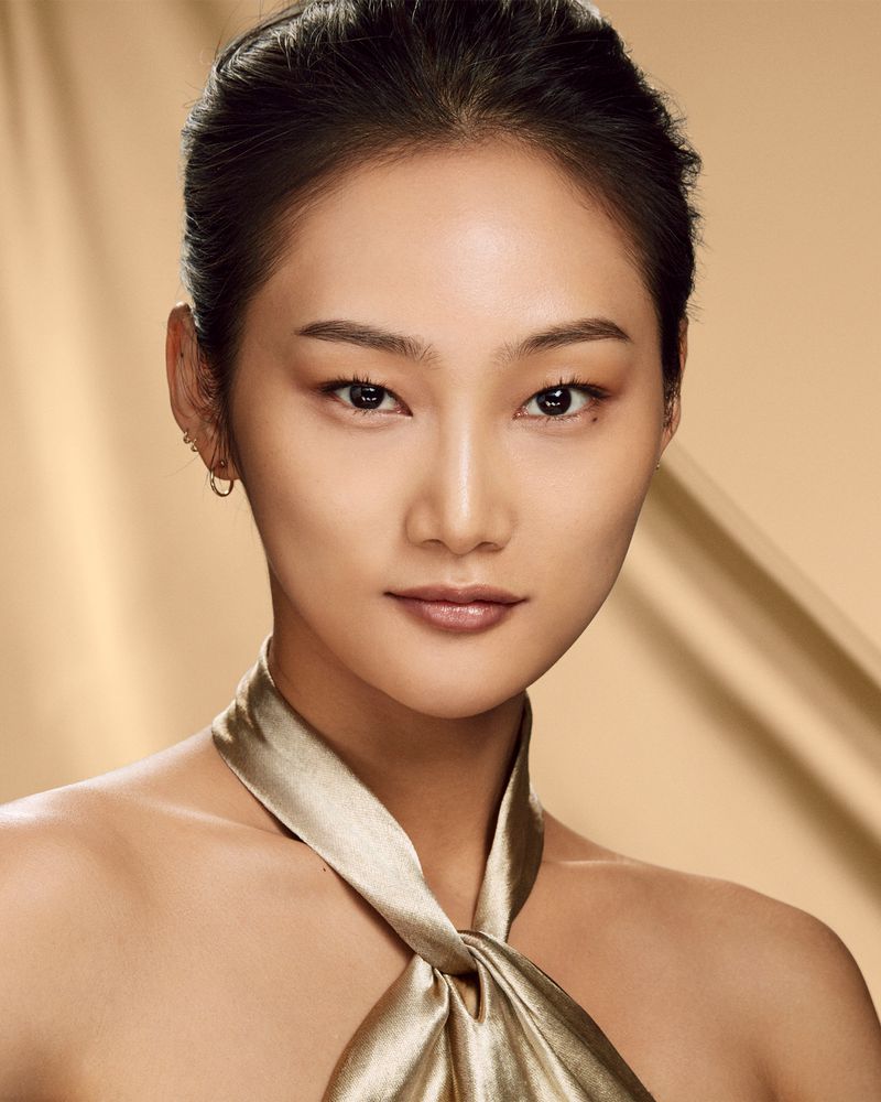 Estee Lauder Spring 2022: Revitalizing Supreme+ Campaign (Estée Lauder)