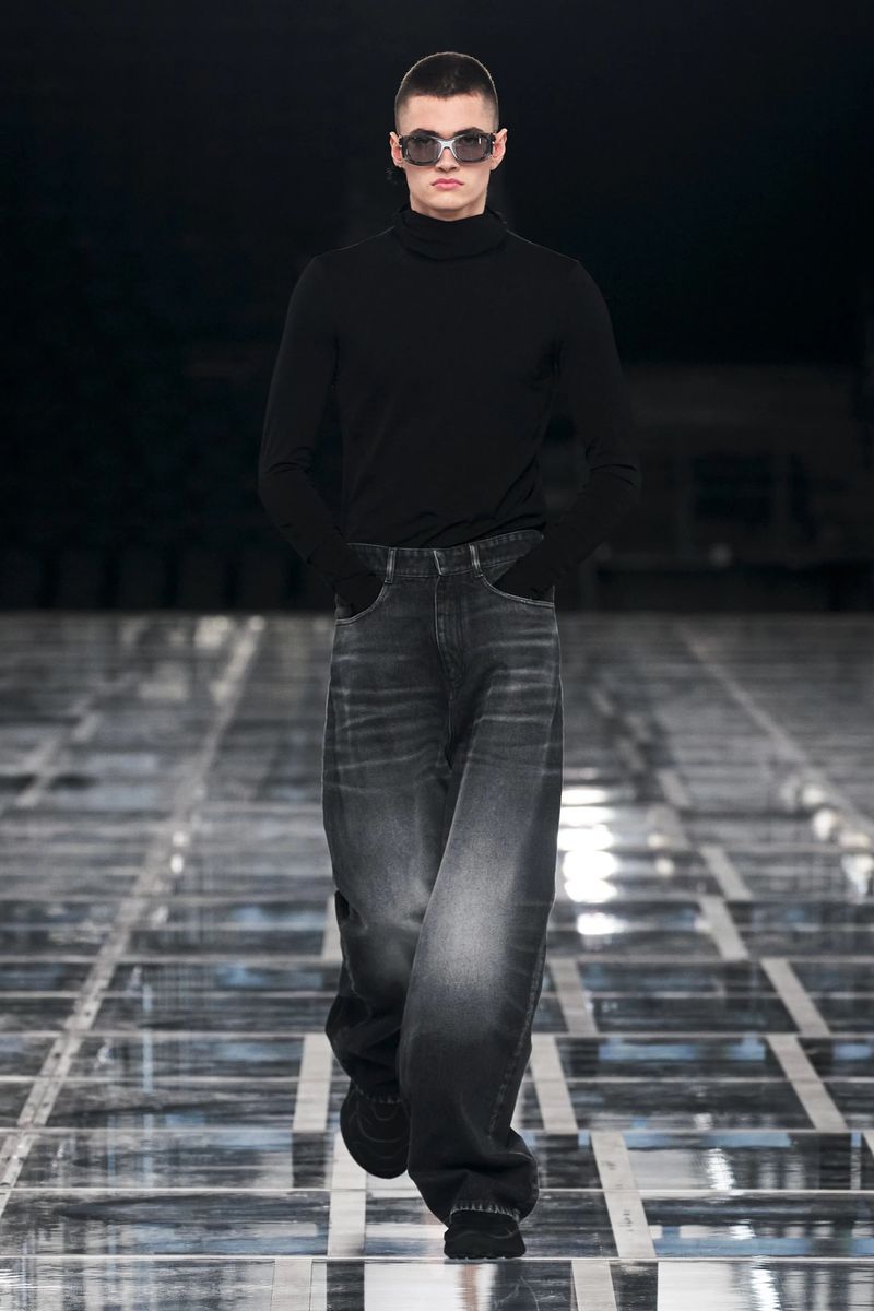 Givenchy F/W 22 Show (Givenchy)
