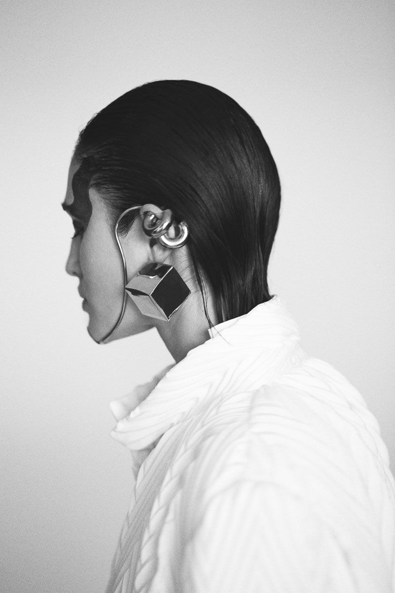 Lavished in perfect grace (Various Editorials)