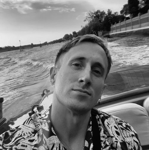 Joshua Knight - Hair Stylist Profile - Photos & latest news