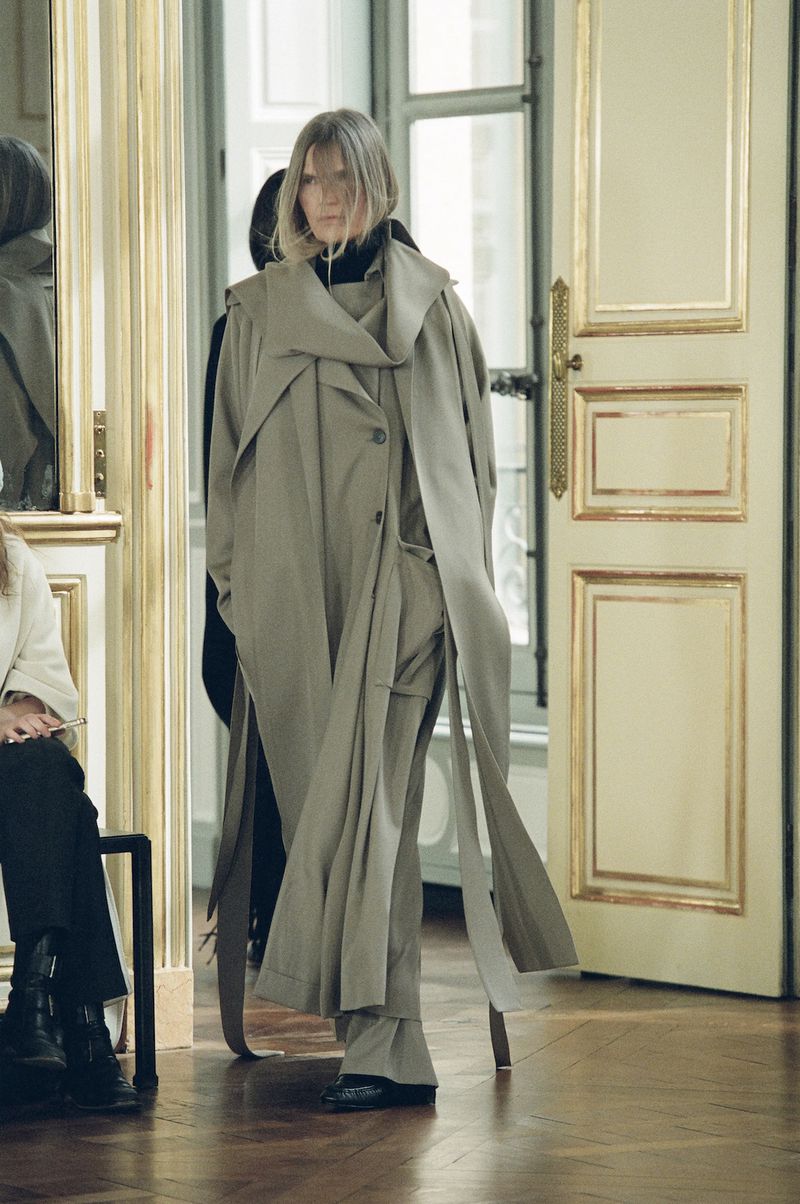The Row F/W 22 Show (The Row)