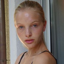 Alison Noa Uetz - Model Profile - Photos & latest news