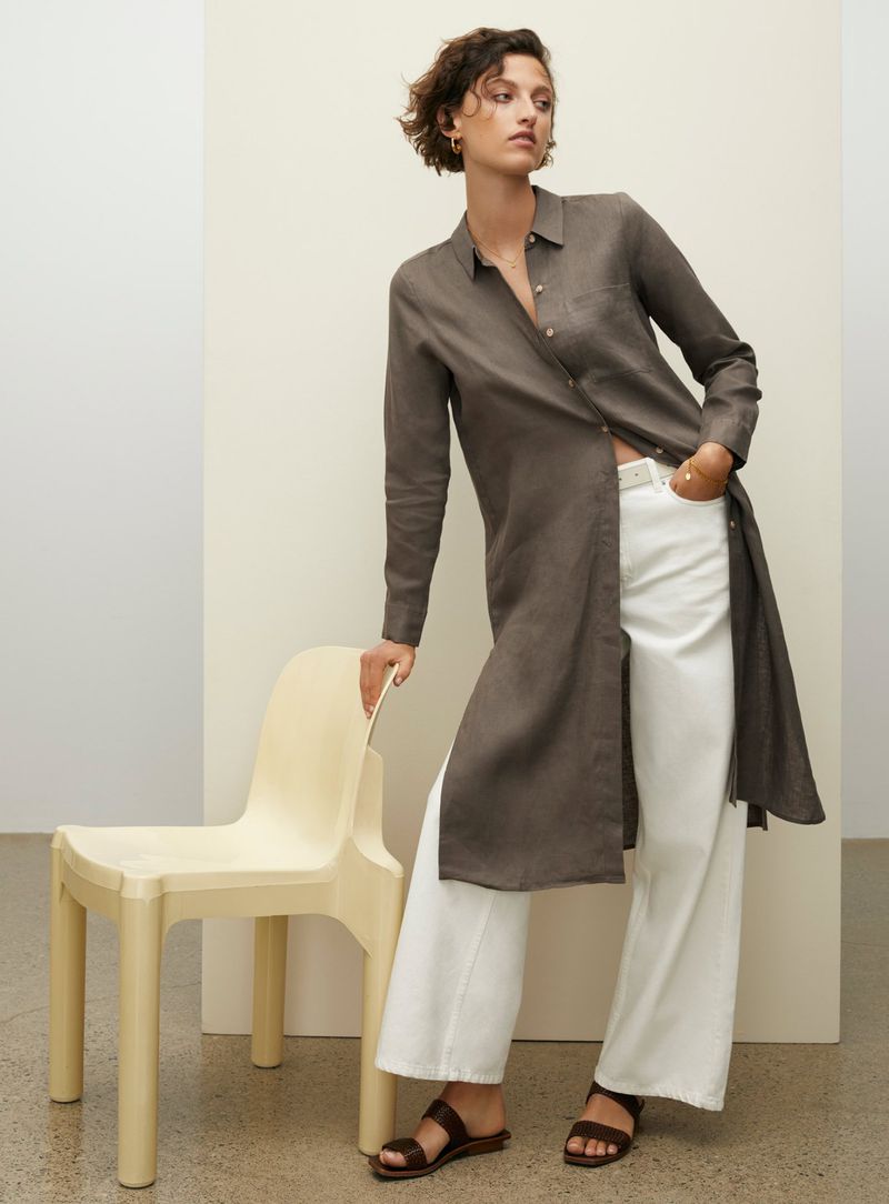 Contemporaine Campaign SS '22 (Simons Canada)