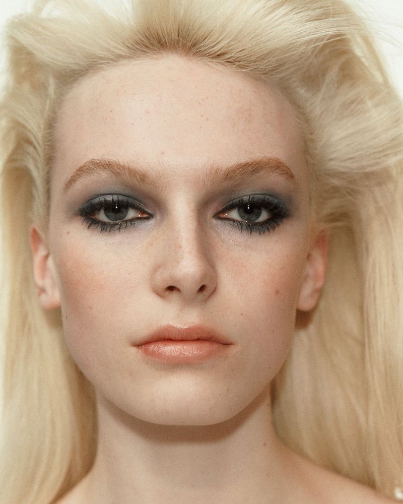 Alex Consani | the Fashion Spot