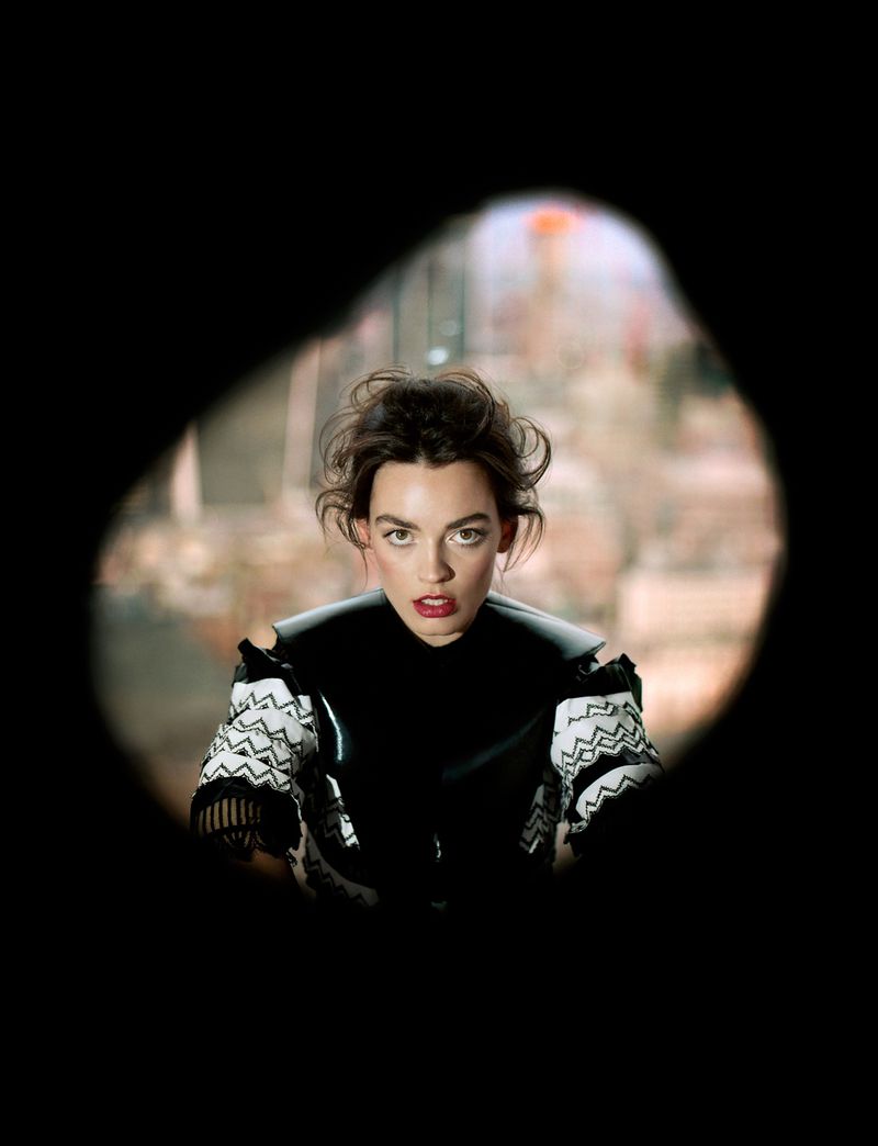 Emma Mackey (Wonderland Magazine)