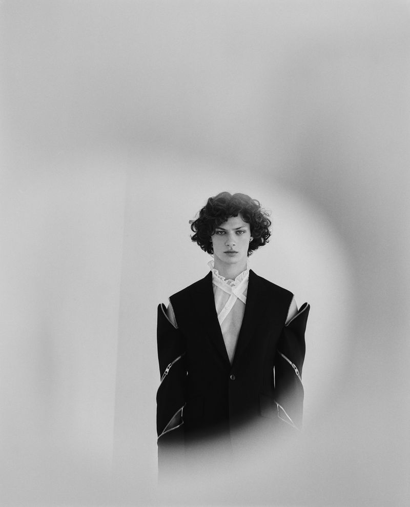 Eliot (The Greatest Magazine)