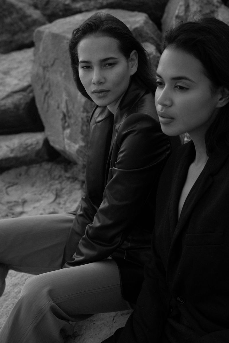 Ana Figuera and Mari Paz by Gustavo Granados (Vanity Teen Magazine)