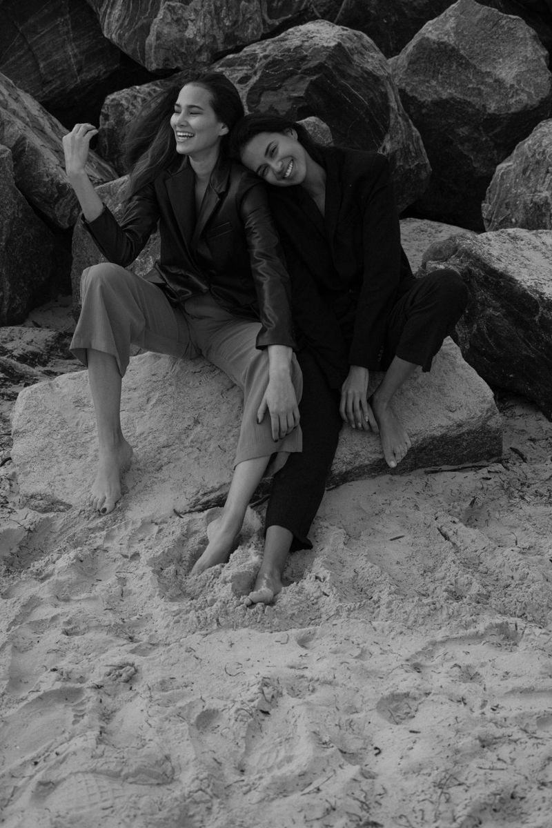 Ana Figuera and Mari Paz by Gustavo Granados (Vanity Teen Magazine)