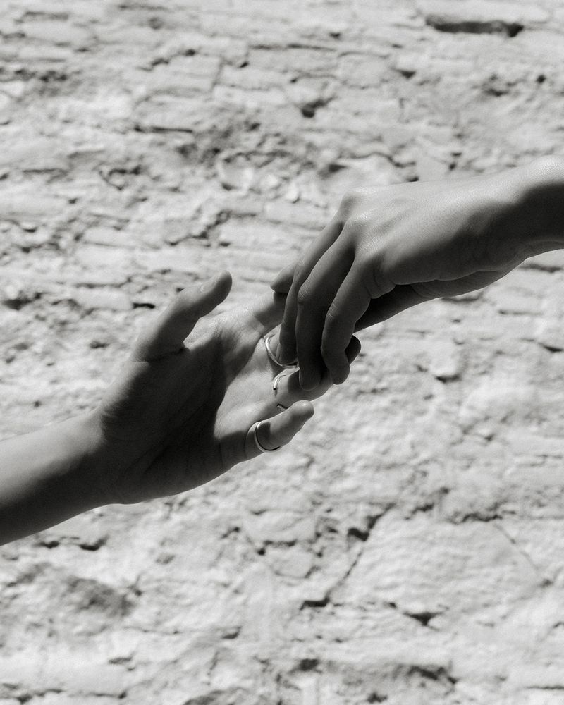 Soft Movements by Karolina Fafińska (Cake Magazine)