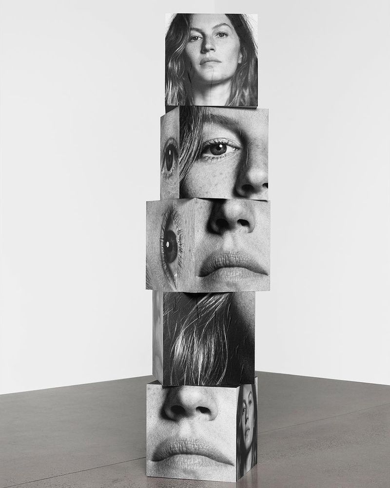 Burberry TB Summer Monogram 2022 Campaign (Burberry)