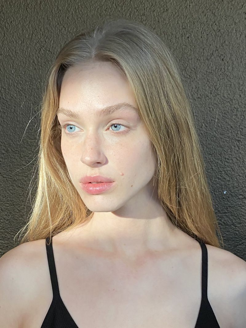 Visage Management 2022 Polaroids (Polaroids-Digitals)