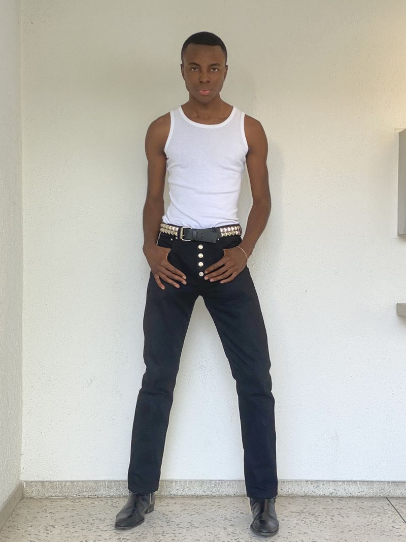 Visage Management 2022 Polaroids (Polaroids-Digitals)