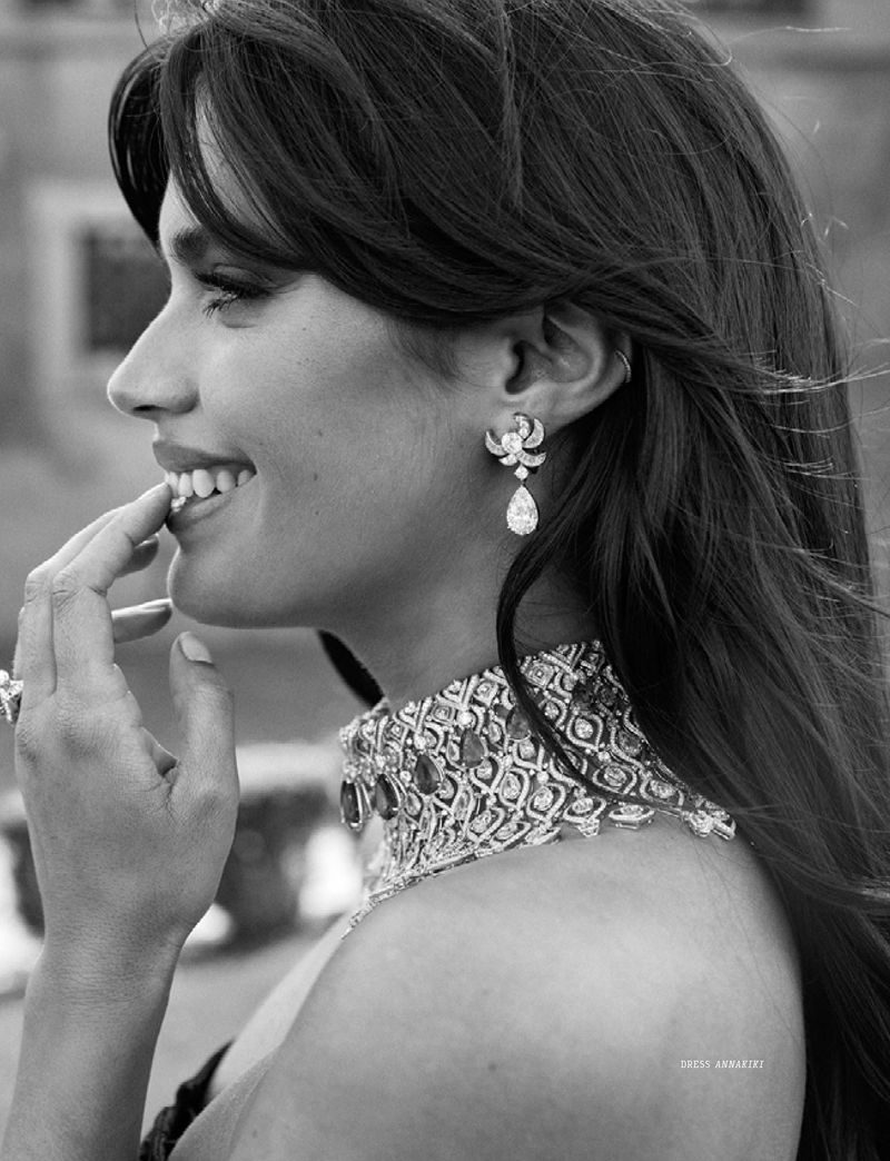 Sara Sampaio (Wonderland Magazine)