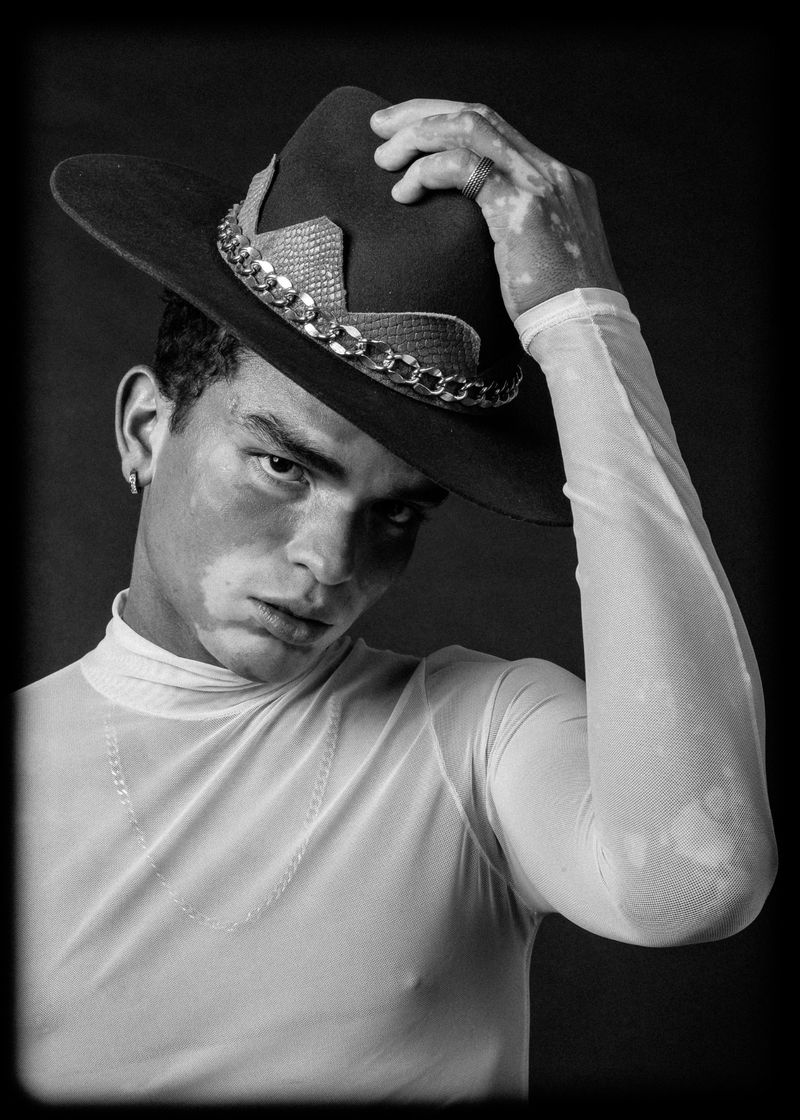 Flesh Magazine | Subways by Hazel Noxpanco (Various Editorials)