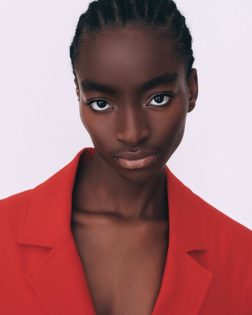 Olaide Zainab - Model Profile - Photos & latest news