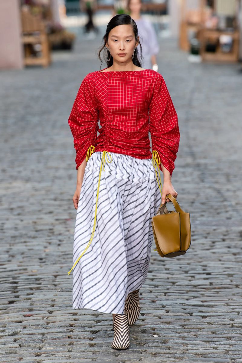 Tory Burch S/S 22 Show (Tory Burch)