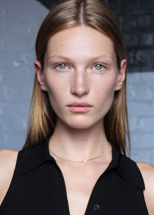 Liz Kennedy - Model Profile - Photos & latest news