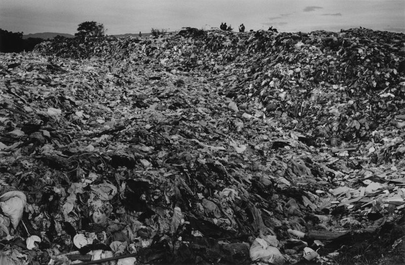 Life on Brazil’s Open Landfills (Atmos Magazine)