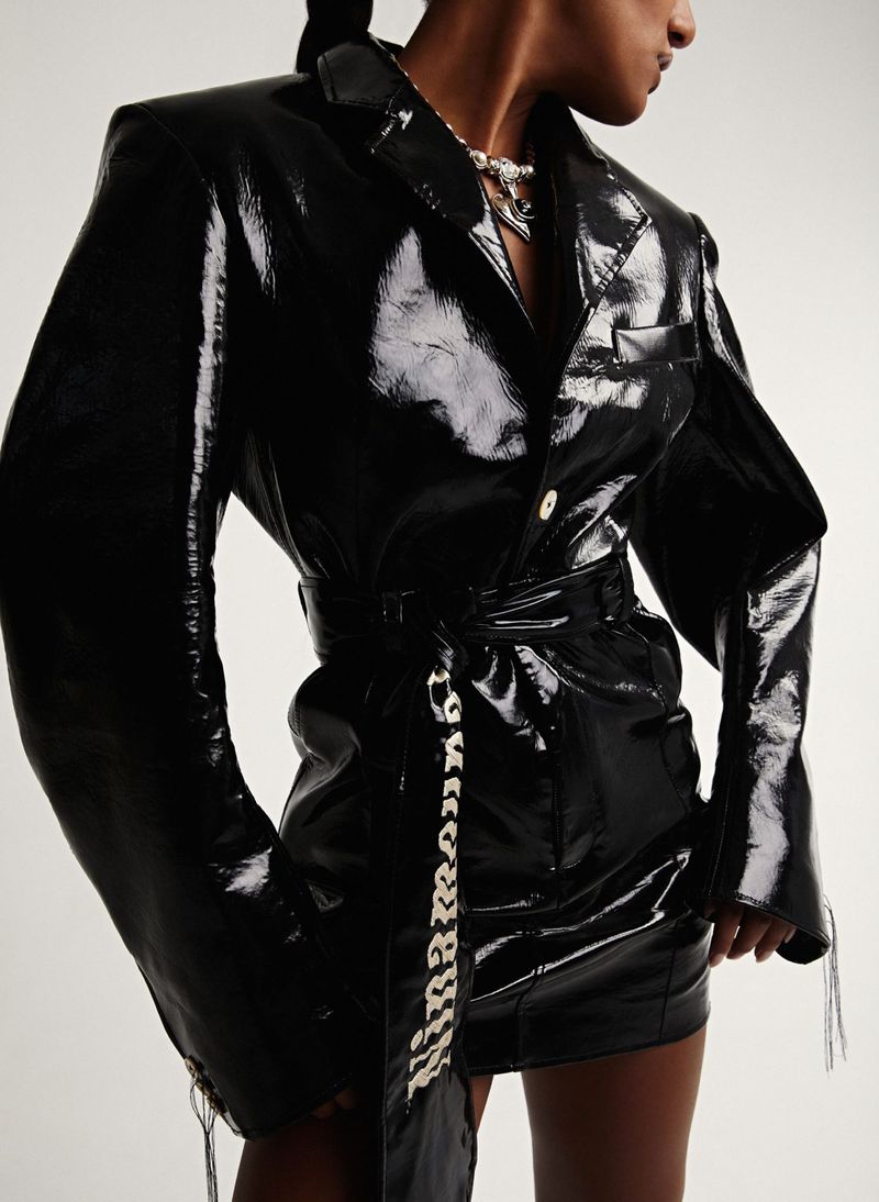 Lary (Zoo Magazine)