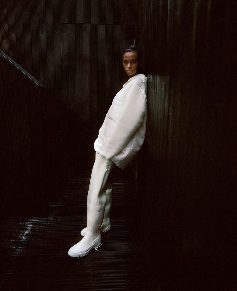 Easygoing Clothes in Shades of Cream and Khaki (T: The New York Times ...