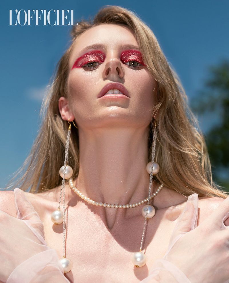 It's A Love Story Between Ivy Timlin & L'Officiel (L'Officiel India)
