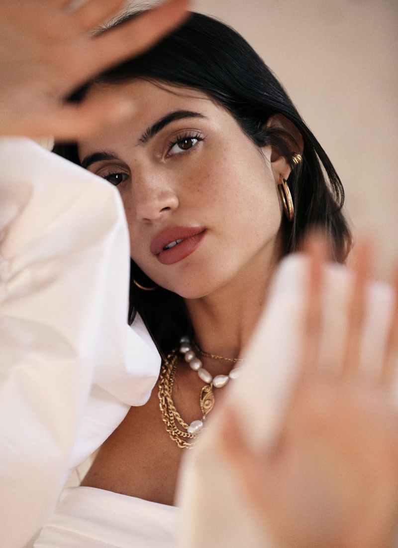 Golden Beauty (5ELEVEN Magazine)