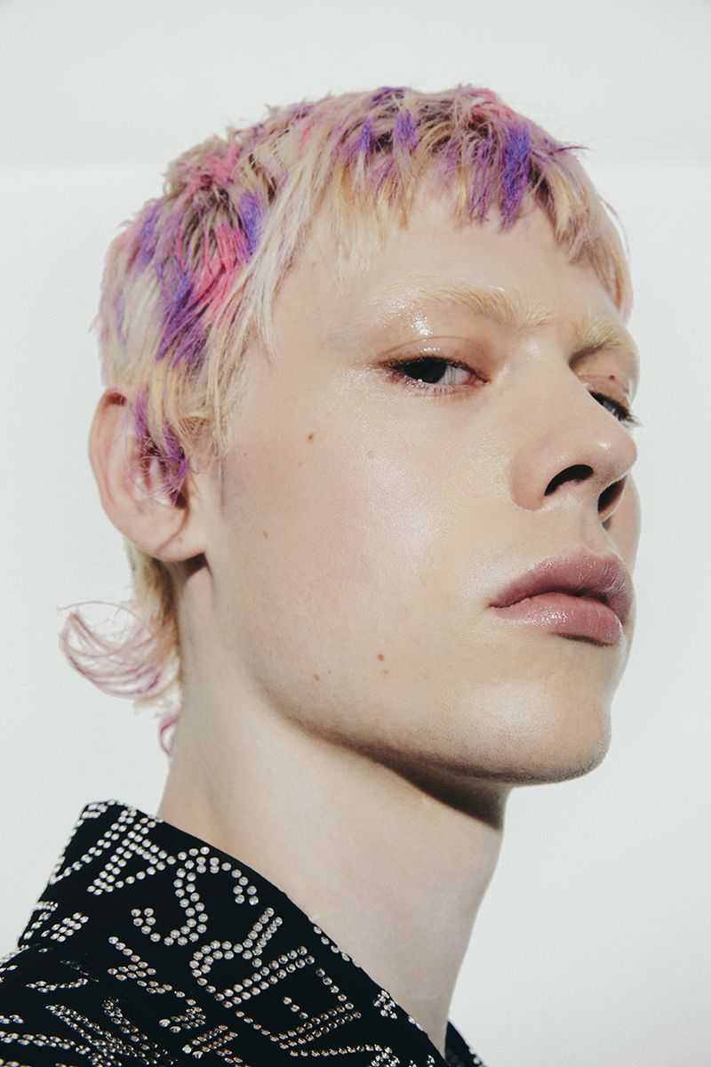 All pronouns allowed (Elle Mexico)