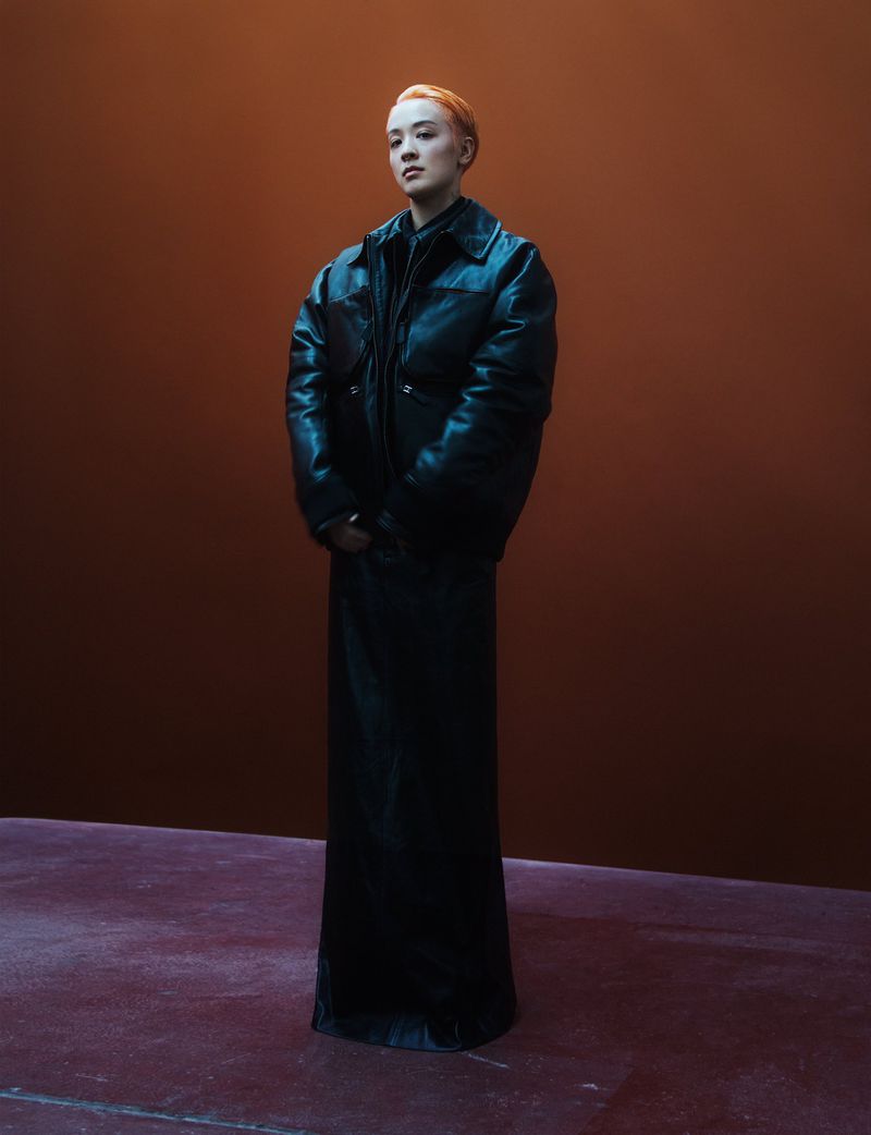 Sin Wai Kin (Modern Weekly China)