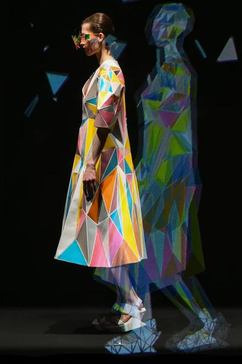 ANREALAGE S/S 23 Show (Anrealage)