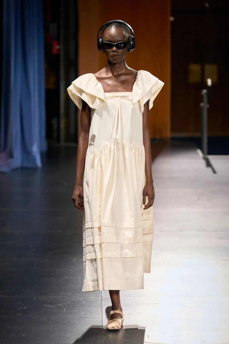 Sandy Liang S/S 23 Show (Sandy Liang)