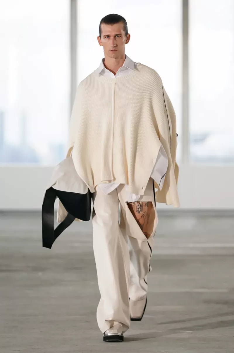 Peter Do S/S 23 Show (Peter Do)