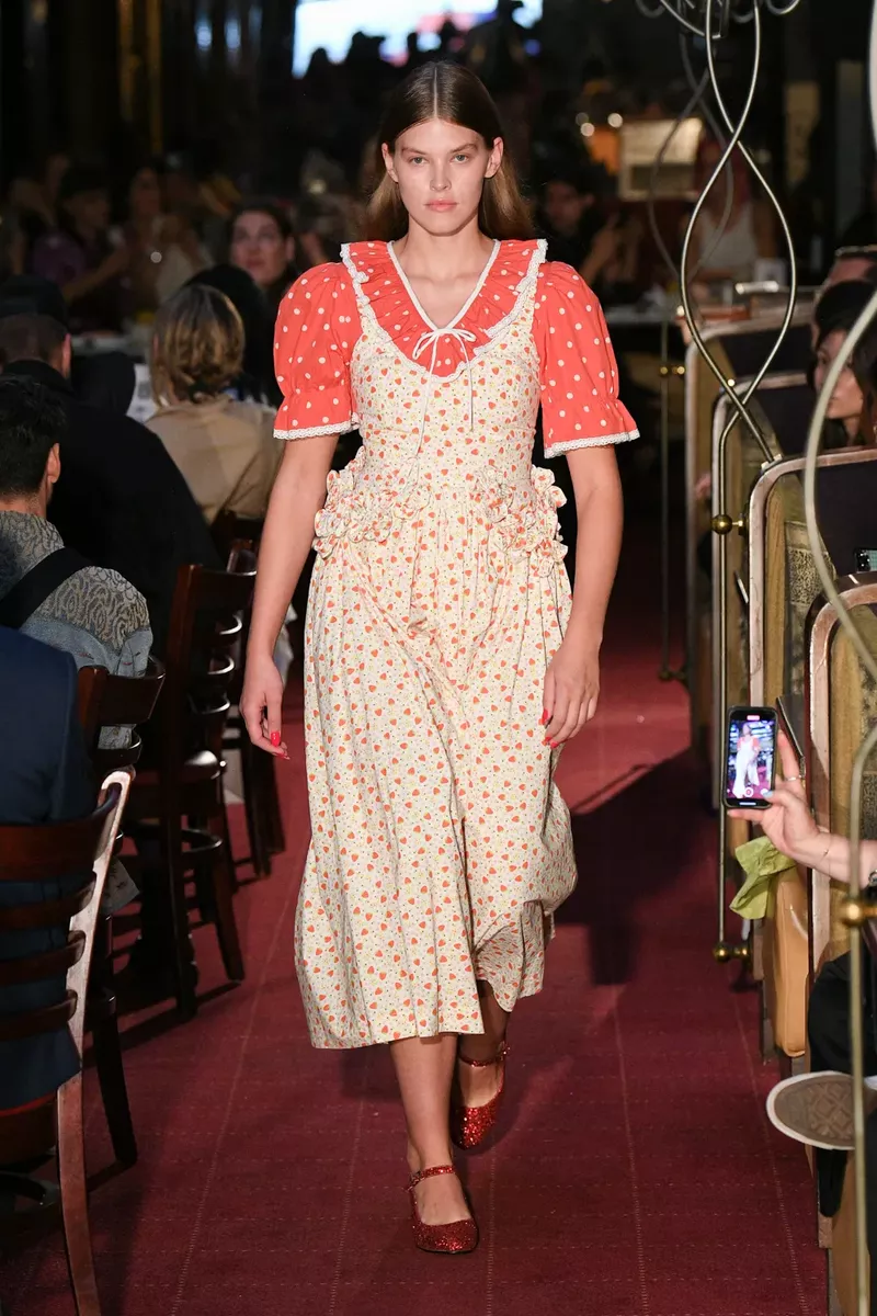 Batsheva S/S 23 Show (Batsheva)