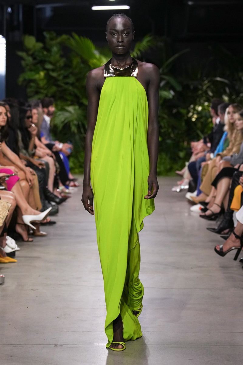 Michael Kors Collection S/S 23 Show (Michael Kors Collection)