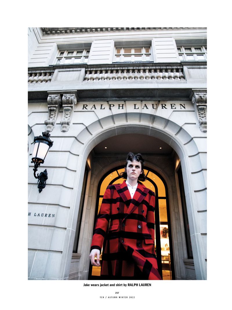 Retail Therapy (10 Magazine)