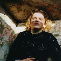 Hannah Motler - Model Profile - Photos & latest news