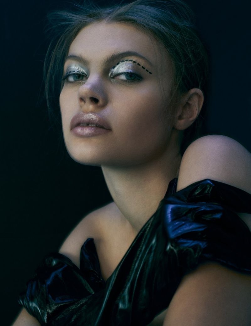 STARDUST ADDICTION (Iris Covet Book)