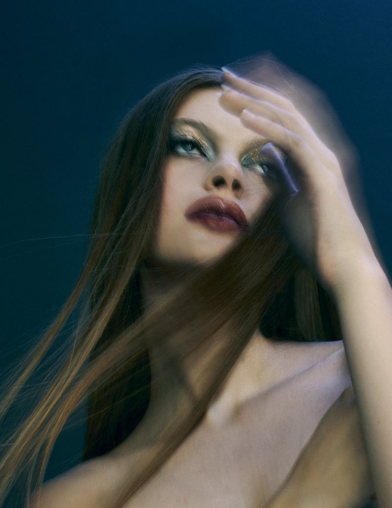 STARDUST ADDICTION (Iris Covet Book)